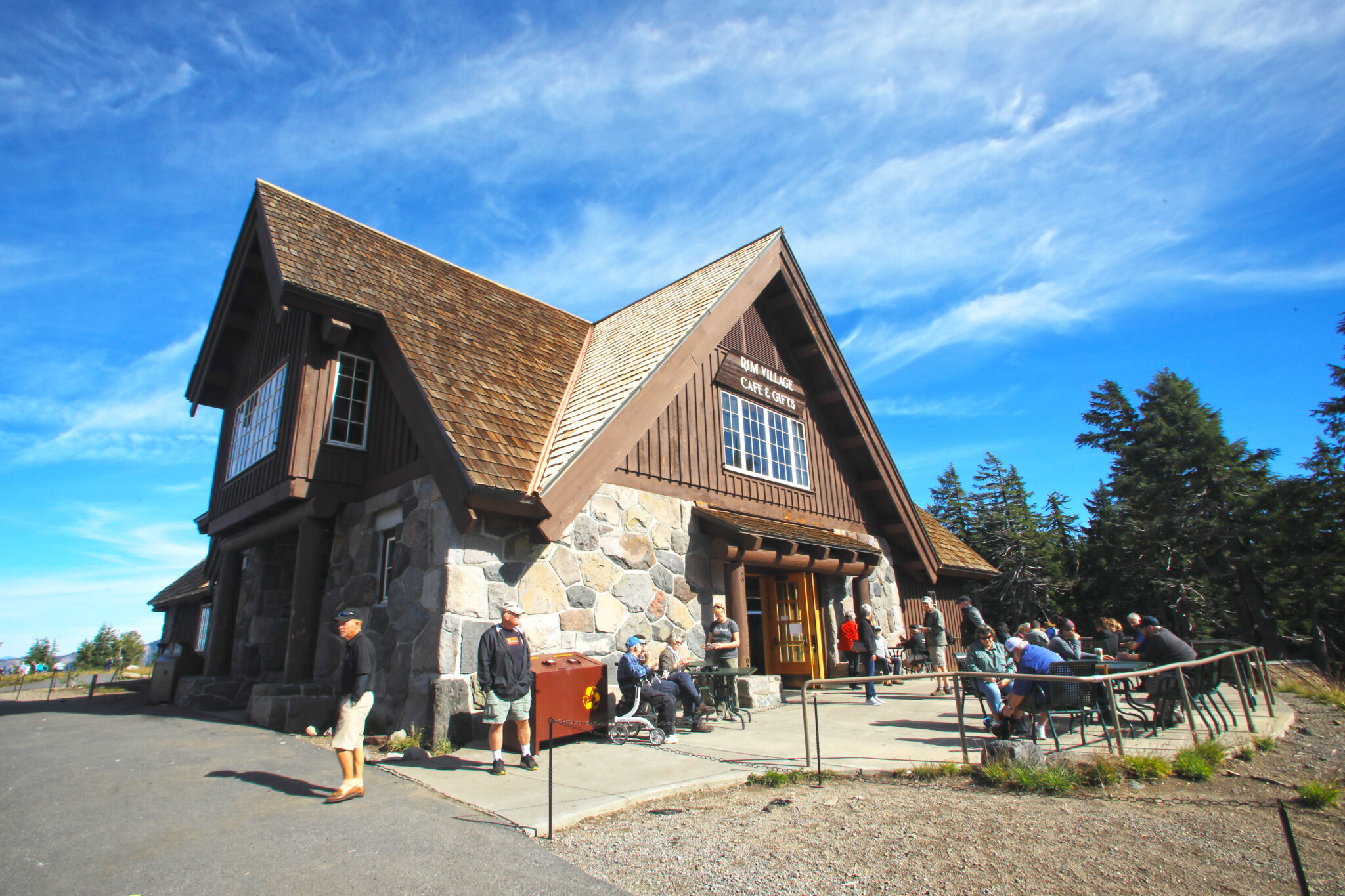 Rim Village Cafe - Crater Lake